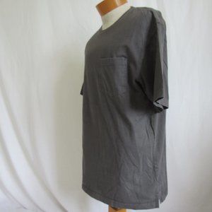 Duluth Trading Co | Shirts | Duluth Gray Long Tail Tee With Pocket Mens ...